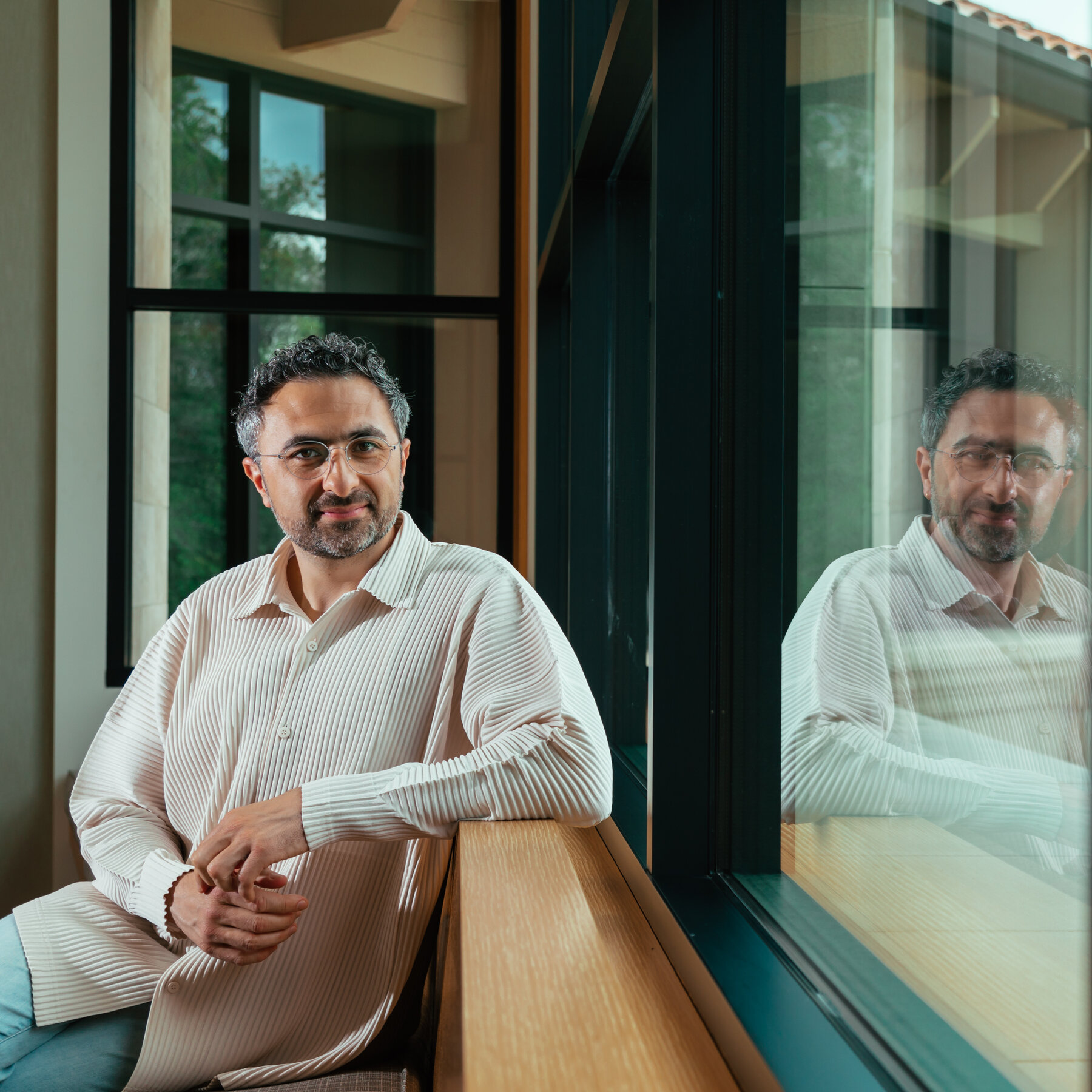Microsoft Hires DeepMind Co-Founder to Run Consumer A.I. – Tech Today Microsoft Hires DeepMind Co-Founder to Run Consumer A.I. – Tech Today